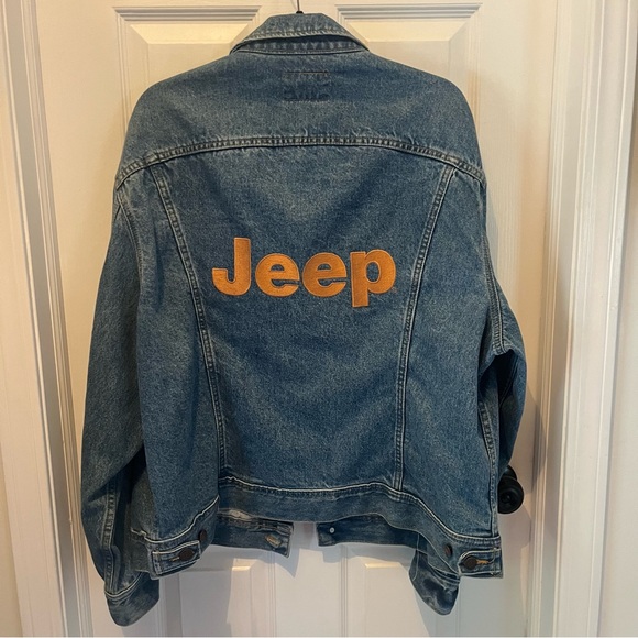 Lee | Jackets & Coats | 9s Vintage Lee Denim Jacket With Jeep Logo ...